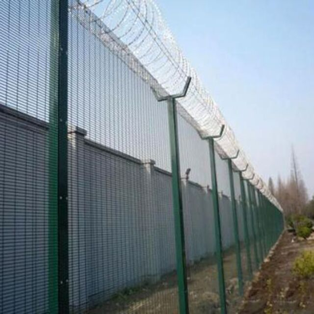 Heavy Gauge Small Hole Welded Wire Mesh Fence Anti Climb Security Fence ...