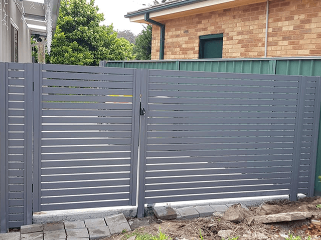 Custom Design Pre-assembled Aluminum Pedestrian Gate Walking Gate from ...